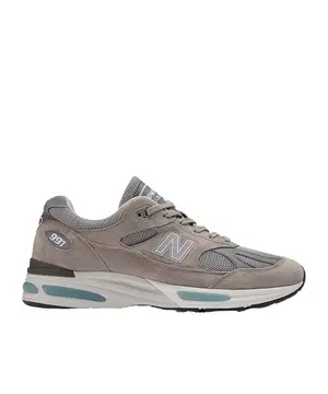 NEW BALANCE 991v2 Sneakers - Gray