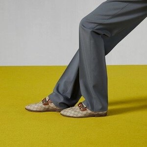 Gucci Horsebit Loafers - Nude