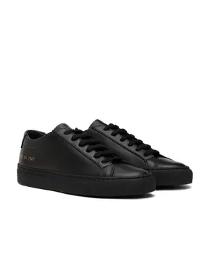 COMMON PROJECTS Logo Low-top Sneakers - Black