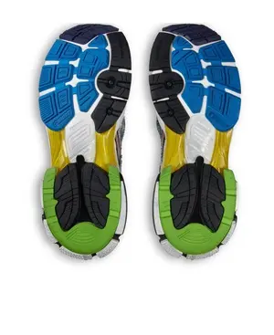 Balenciaga Mesh Panelled Runner Sneakers - Multicolor