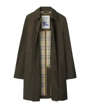 Burberry Long Sleeved Buttoned Coat
