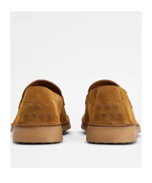 TOD'S Slip-on Loafers With Embossed Logo - Brown