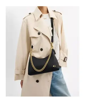 COACH Juliet 25 Shoulder Bag - Brass/black