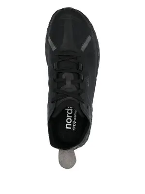 NORDA Trail Low-top Sneakers