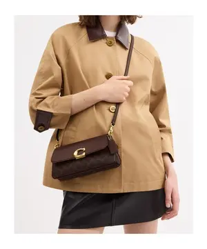 COACH Signature Shoulder Bag - B4/maple Maple