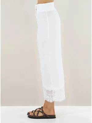 TWINSET Lace Cropped Trousers - No