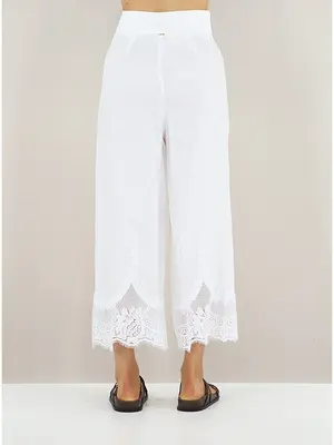 TWINSET Lace Cropped Trousers - No