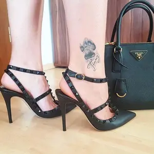 Valentino Garavani Rockstud Ankle Strap Pumps - Black