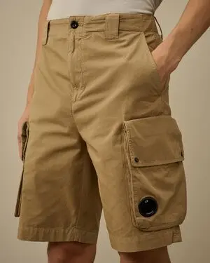 C.P. COMPANY Lens Detail Cargo Shorts - Beige