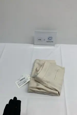 Max Mara Pleated Bermuda Shorts - White