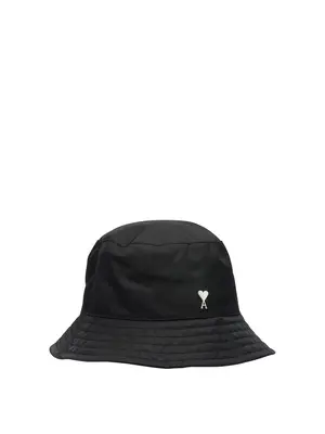 AMI Paris De Coeur Stud Bucket Hat