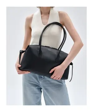 Yuzefi Brioche Duffle Pebble Grained Leather Bag - Black