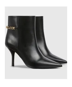 Gucci Logo Plaque Pointed Toe Ankle Boots