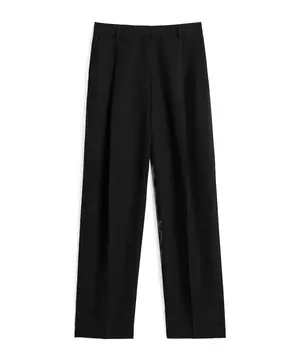 TOTEME Pleated Tailored Trousers - Black