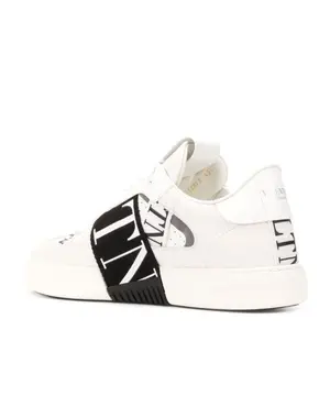 Valentino Garavani Vltn Round Toe Lace-up Sneakers