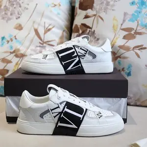 Valentino Garavani Vltn Round Toe Lace-up Sneakers