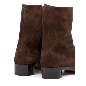 MAISON MARGIELA Tabi Toe Ankle Boots - Brown