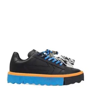 Off-White Arrow Pattern Flat Casual Sneakers