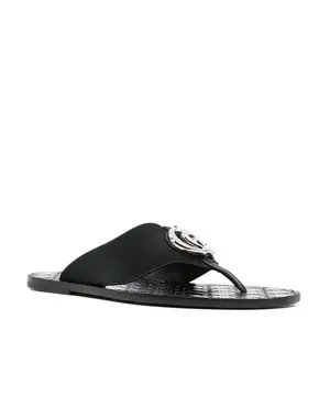 Gucci Embossed Gg Leather Thong Sandals