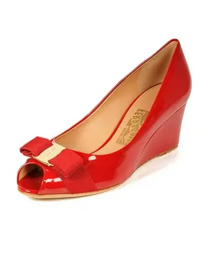 FERRAGAMO Red Patent Leather Bow Detail Wedge Shoes - White