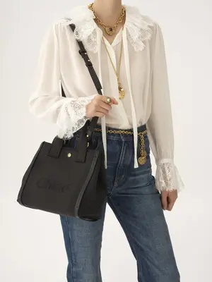 Chloé Carry Logo Detailed Small Tote Bag - Black