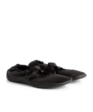 Balenciaga Shibuya Ballerina Flats - Black