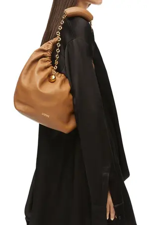 Loewe Small Squeeze Bag In Nappa Lambskin - Brown