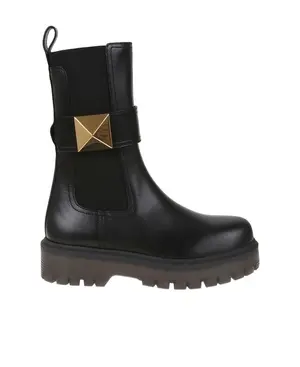 Valentino Garavani One Stud Round Toe Ankle Boots