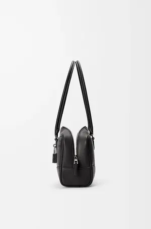 Loewe Amazona 31 Cropped Bag In Shiny Calfskin - Black