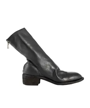 Guidi Round-head Short Boots With Rear Zipper - Black