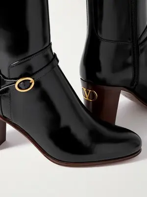 Valentino Garavani Round-toe Ankle Boots With Buckled Detail
