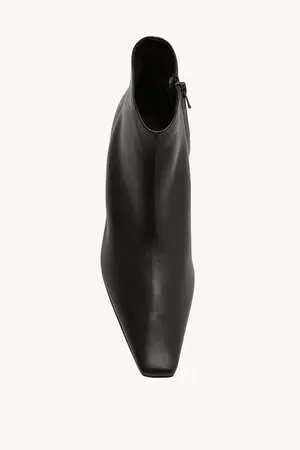 THE ROW Carla 45 Leather Boots - Lacquer Brown