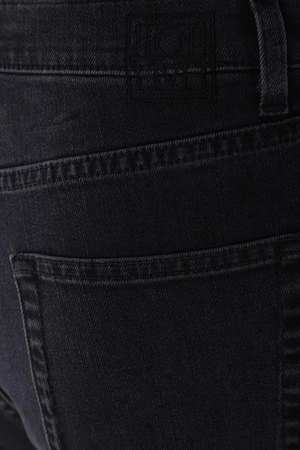 TOTEME Cropped Tapered Jeans