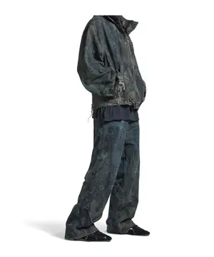 Balenciaga Mid-waisted Baggy Jeans - Brown