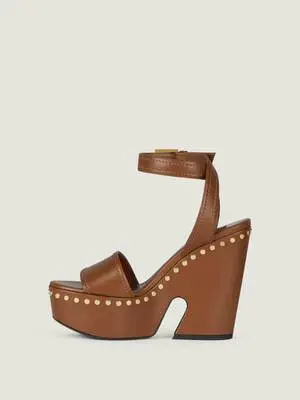 Givenchy Leather Clog Platform Sandals With Studs - Tan