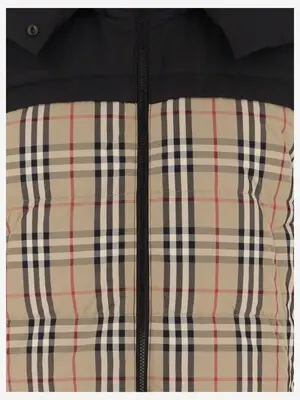 Burberry Vintage Check Hooded Down Gilet - Black