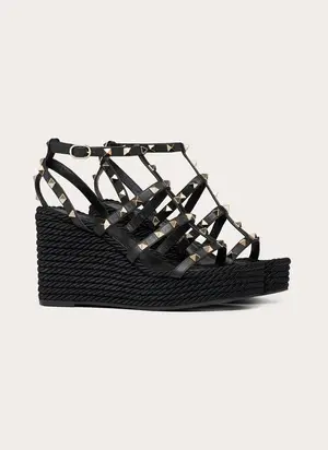 Valentino Garavani Rockstud Wedge Sandals - Black