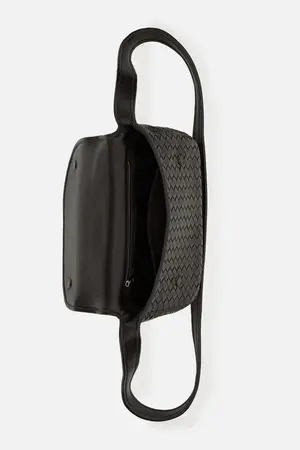 Bottega Veneta Veneto Flap Messenger Bag - Maroon