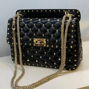 Valentino Garavani Rockstud W Spike Shoulder Bag - Black