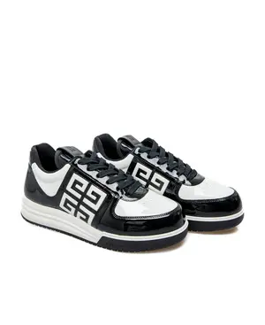 Givenchy G4 Round Toe Low-top Sneakers - Black
