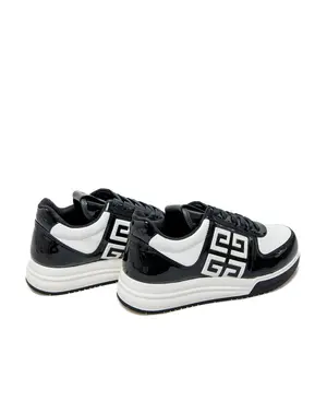 Givenchy G4 Round Toe Low-top Sneakers - Black