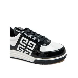 Givenchy G4 Round Toe Low-top Sneakers - Black