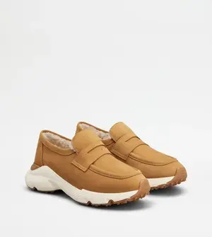 TOD'S Round-toe Slip-on Sport Loafers With Shearling Lining - Brown