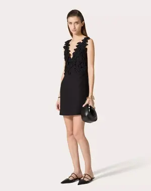 Valentino Garavani Vlogo Moon Shoulder Bag - Black