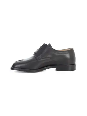 MAISON MARGIELA Tabi Lace-up Shoes
