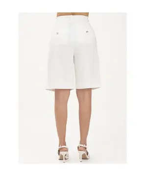 Pinko Tailored Bermuda Shorts With Pleated Front And Buttoned Back Pockets - White
