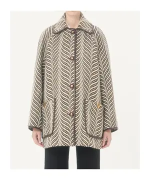 Valentino Garavani Fauve Éclat Animalier Peacoat