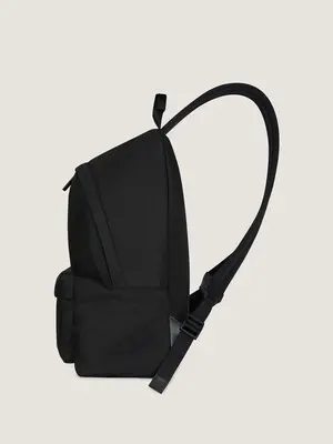 Givenchy Essential U Zipped Backpack - Black