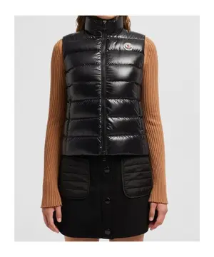 Moncler Ghany Logo Patch Zip-up Padded Vest - Black