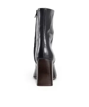 LEMAIRE Anatomic Zipped Boots - Black